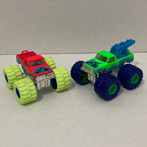 Road Champs | Toys | Vintage Monster Truck Road Champs Diecast 64 Neon ...